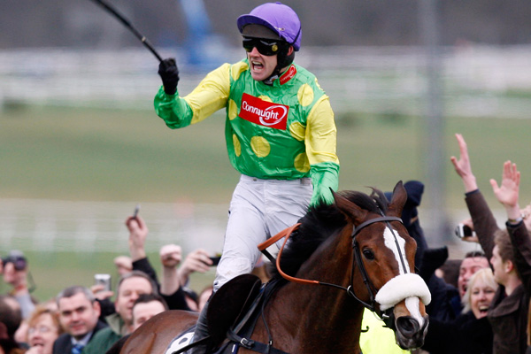 Kauto Star Fails to Deliver a Fairy Tale Third Cheltenham Gold Cup ...